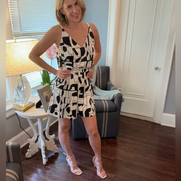 MARELLA | Shorts | Marella Black And White Art Set | Poshmark